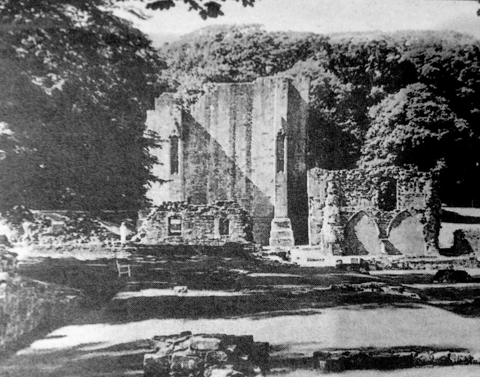 The Hauntings of Furness Abbey – Dark Tales